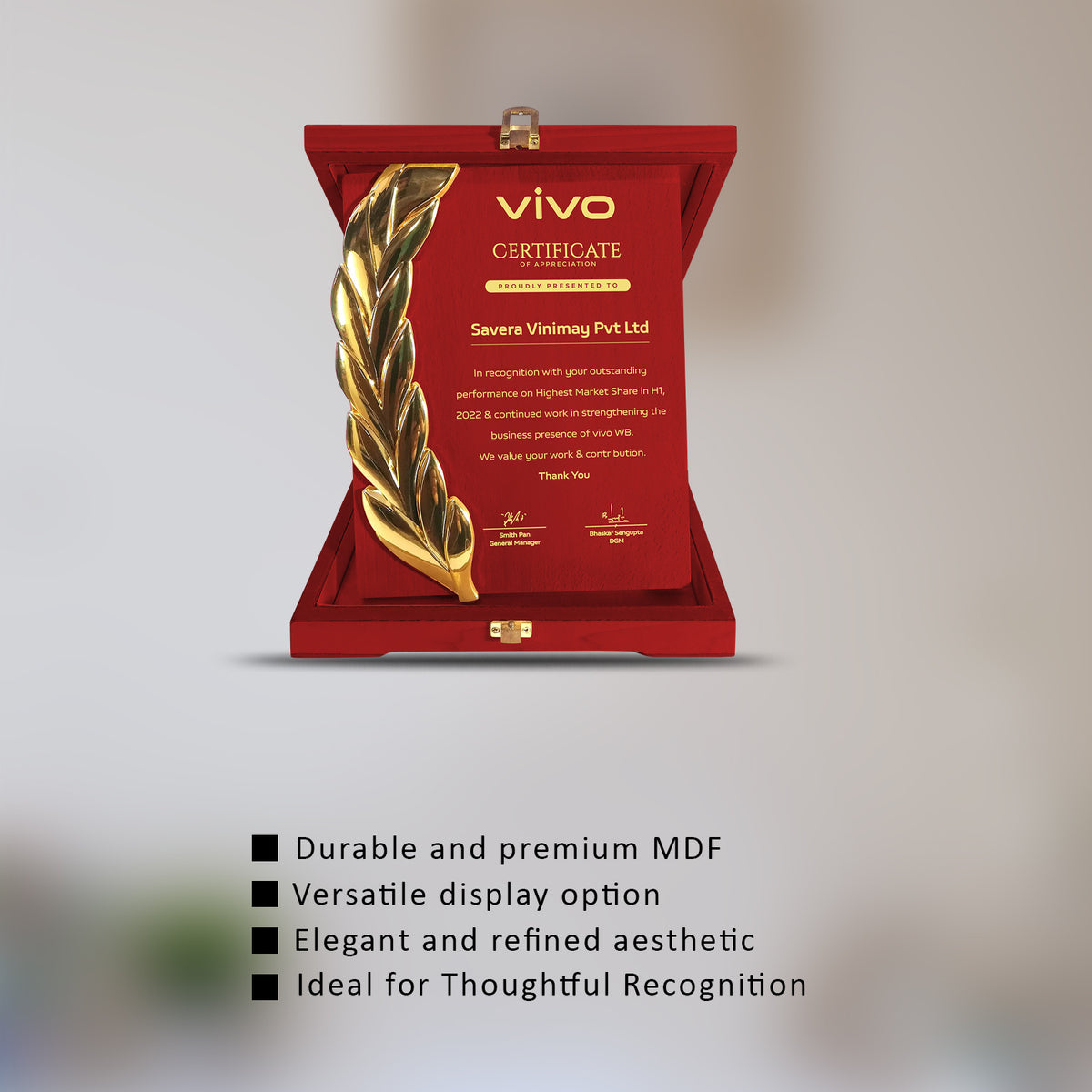 Customized Wooden Memento with Metal Leaf & Matter Printed For Corpora